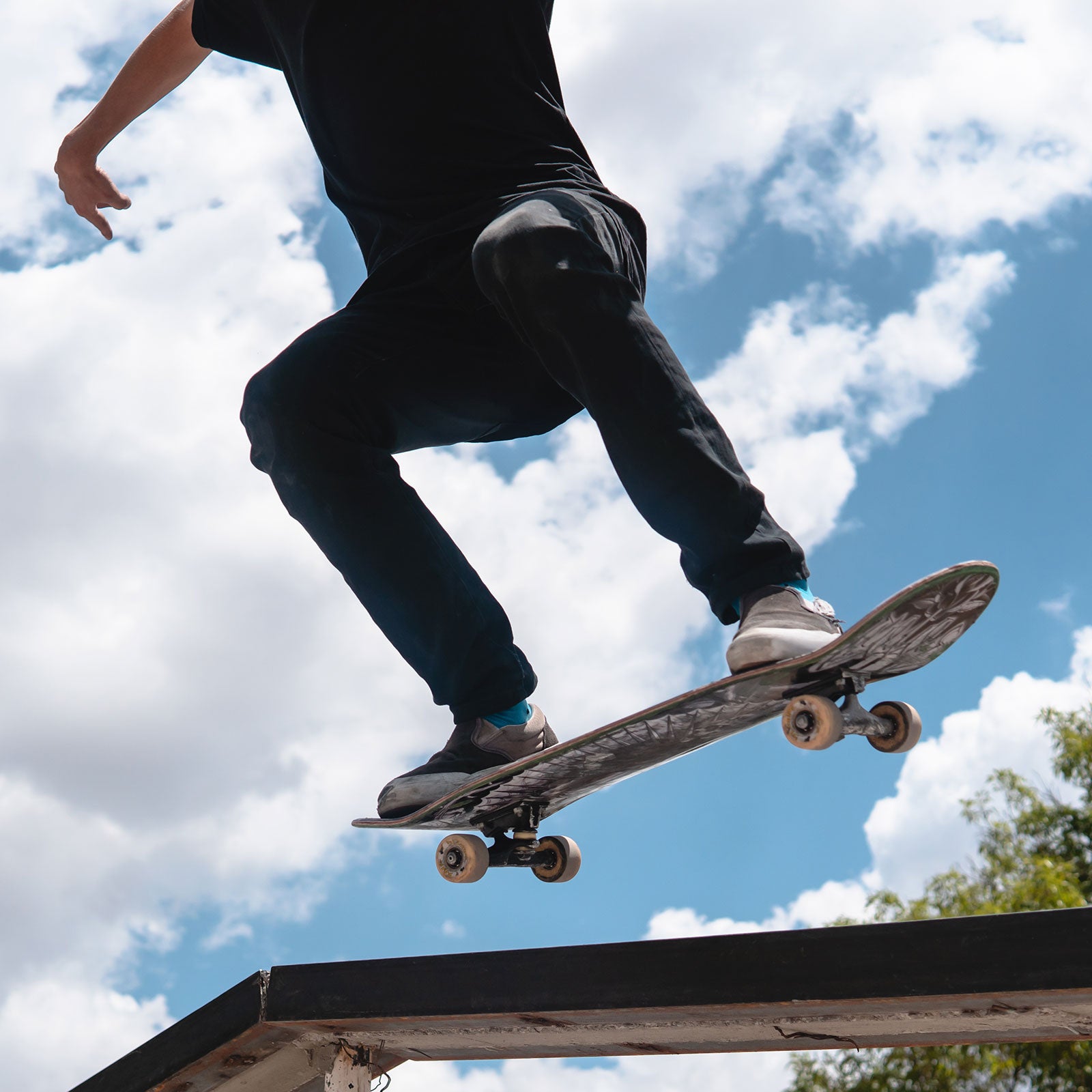 NON-ABRASIVE SKATEGRIP - 11" x 44" Sheet – CatTongue Grips